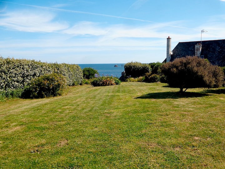 "Ty Varech": Maison Avec Vue Imprenable Sur Mer - Pleubian