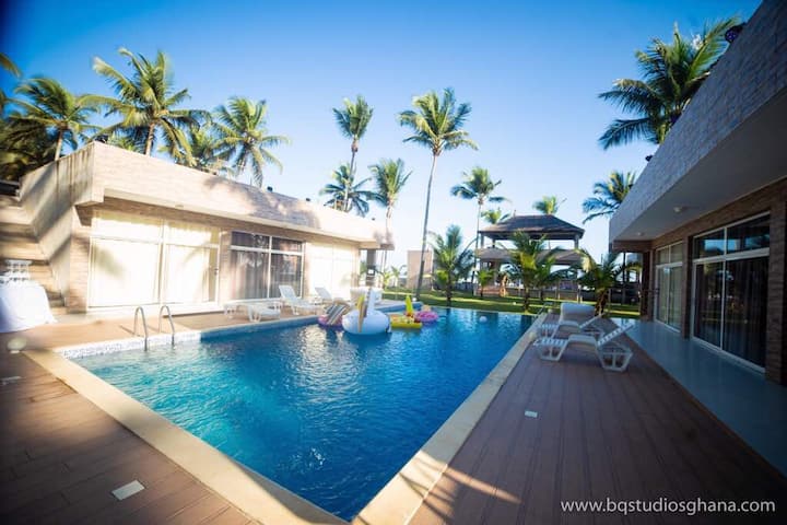 Ghad's Lodge - A Slice Of Heaven - Côte d'Ivoire
