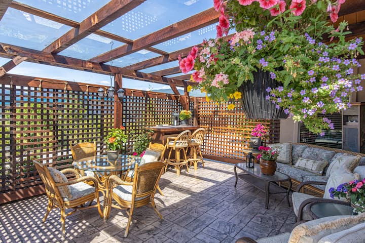 Casa Serena-tranquility & Private Hot Tub - Sunshine Coast