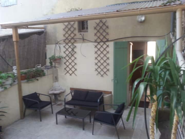 Maison Provençale Terrasse Centre V - Orange