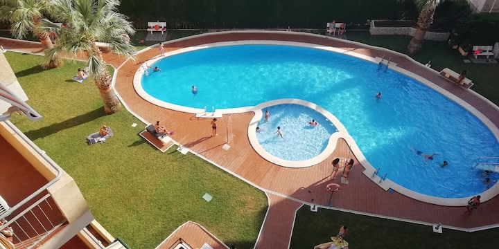 Acogedor Apartamento Con Gran Terraza Y Bicis. - Benicàssim