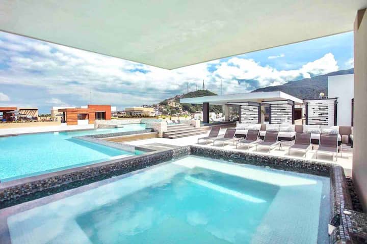 Casa Champagne, Loft 268, Puerto Vallarta, 2br/2ba - Mexico