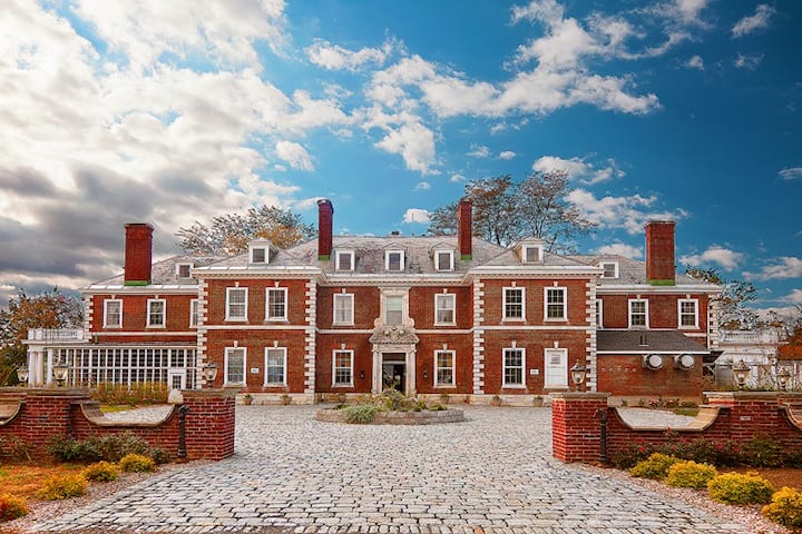 Mansion King Bedroom W View & Huge Marble Bathroom - Lenox, MA