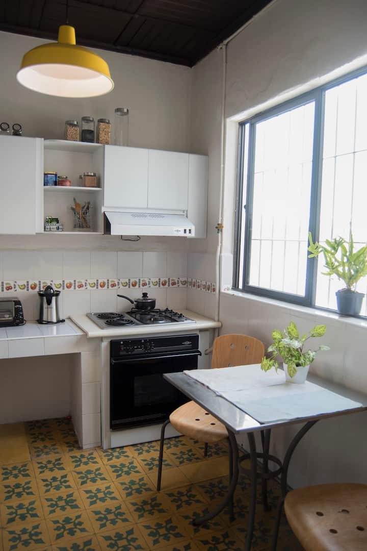 La Casa Amarilla - Medellín