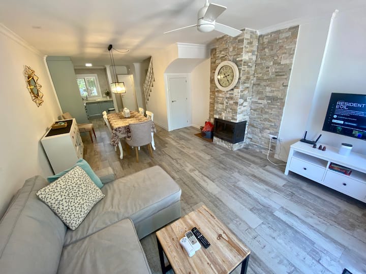 Cozy Renovated House Pueblo Arcos Elviria - Costa del Sol