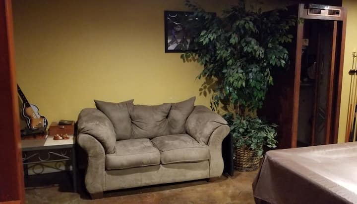 Private Room In Gated Home + - Rehoboth, MA