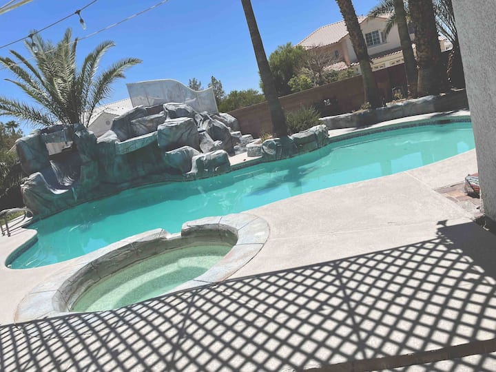 Adorable 1 Bedroom Guesthouse Breathtaking Views - Lake Las Vegas, NV