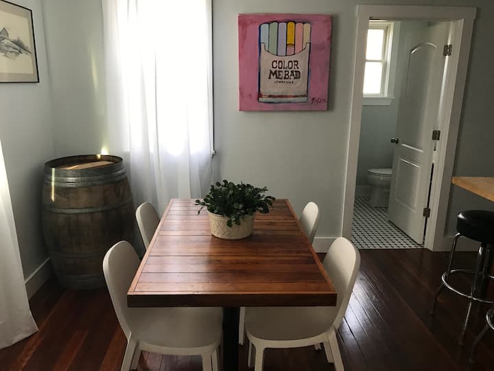 The Blue House & Gardens: Unit 3 - Lexington, KY