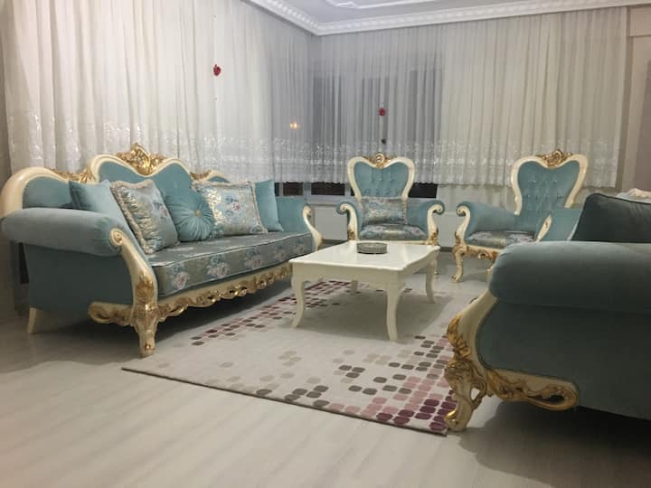 Harika Vakit Geçirebileceğiniz Kolay Ulaşımlı - İzmir