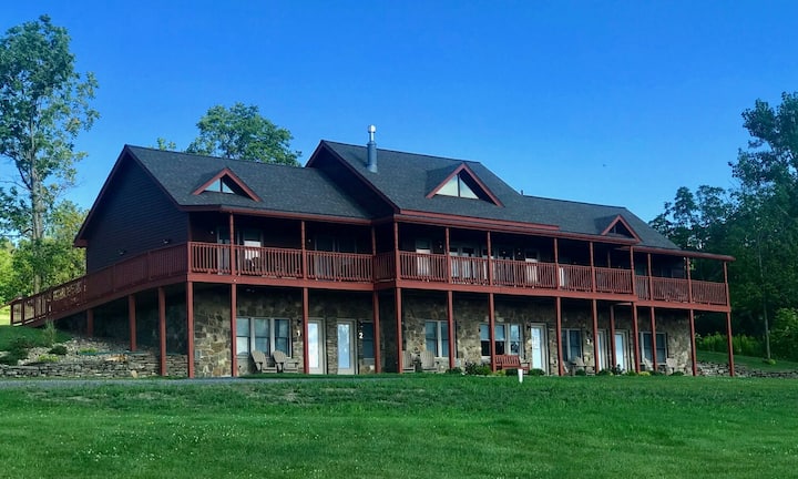 King Lodge Lakeview W/onsite Brewery In Flx - Finger Lakes, NY