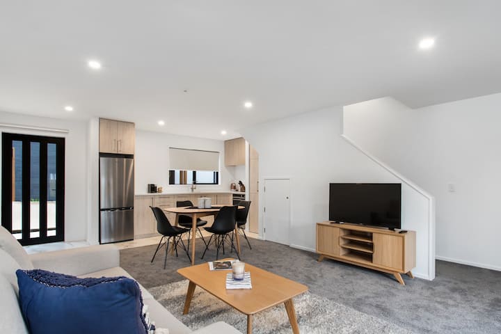 Prime Location Cosy Warm Free Off Street Park - Christchurch