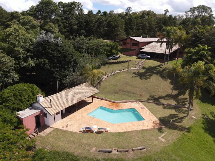 Paraíso Rural Em
Sousas Com Piscina E Quadra - Campinas