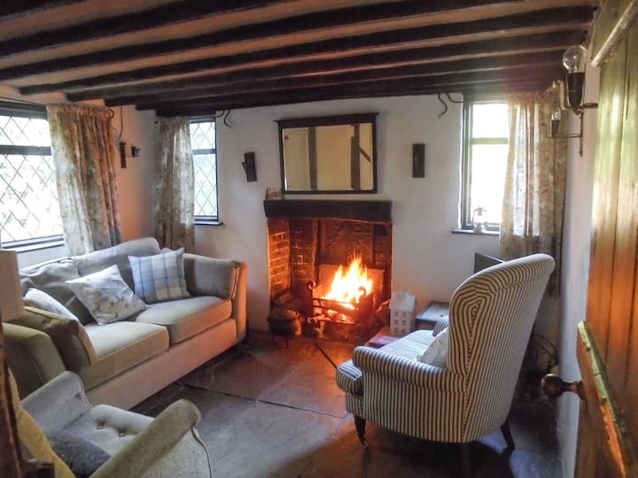 2 Bed Detached Cottage, Ticehurst,  East Sussex - Bewl Water