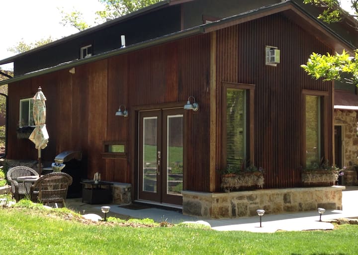 Tiny House With Extra Space - Carbondale, CO