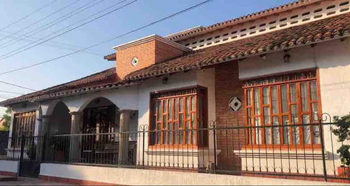 Casa De Descanso En El Mejor Clima De Colombia - Honda
