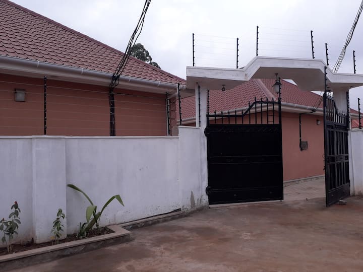 Munyonyo, Makindye Division Vacation Rentals & Homes - Makindye ...