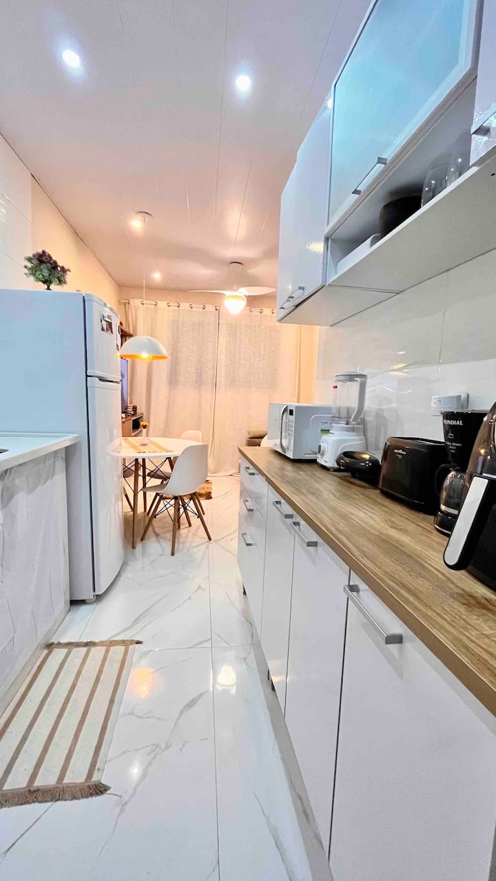 Casa No Centro, Perto De Tudo! Com Ar Condicionado - Ilha Grande