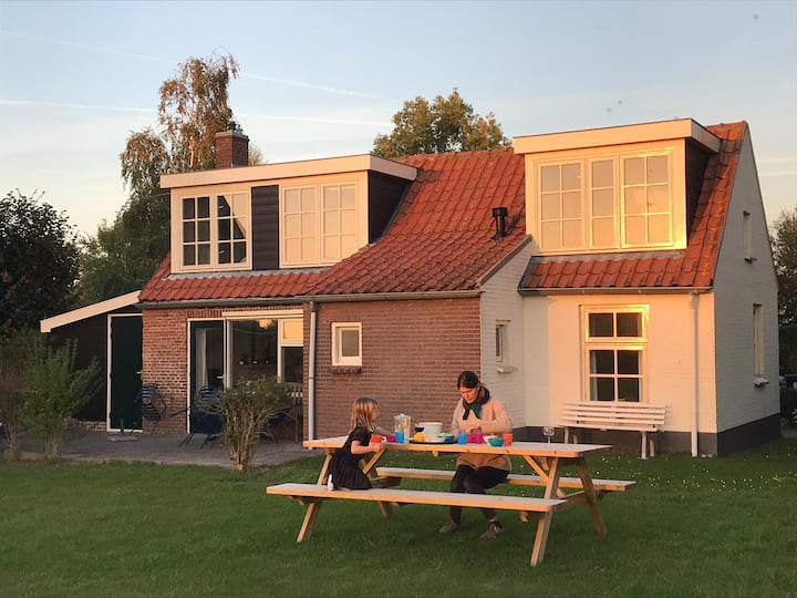Cozy Nature Cottage, For Couples And Families - Domburg