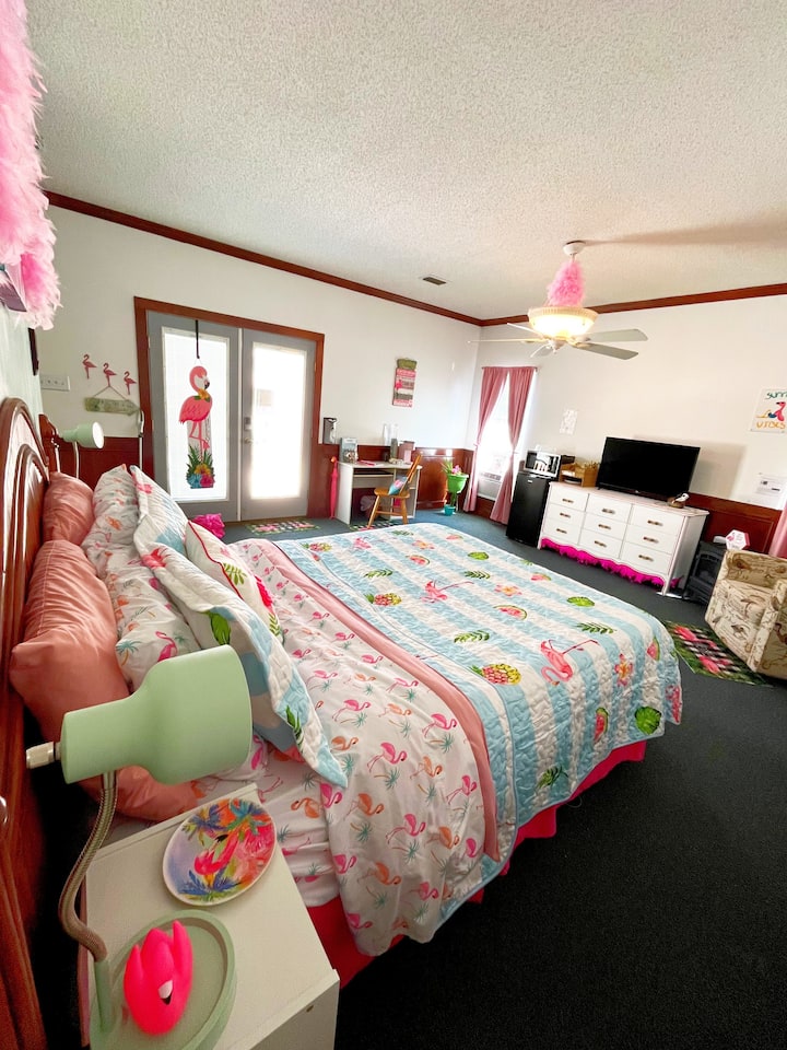 Flamingo Room - Mobile, AL