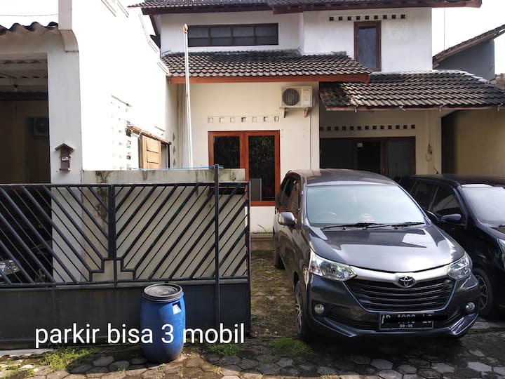 Hana Homestay Yogyakarta - Yogyakarta