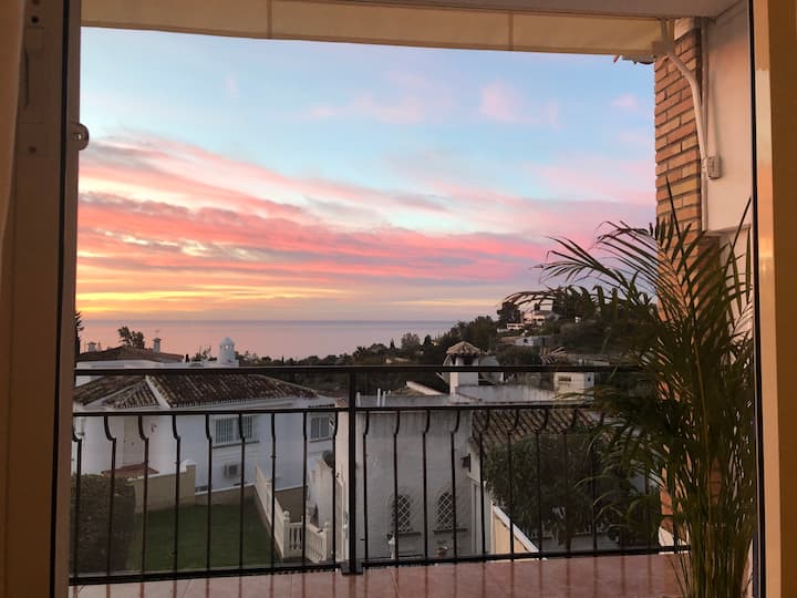 Wonderful Sea View 3 Bedroom Townhouse - Benalmádena