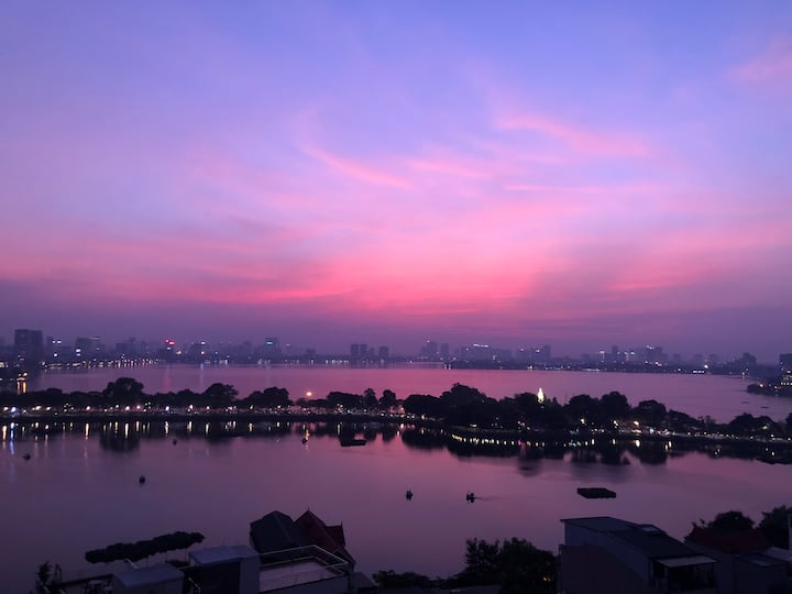 Inviting And Spacious Apartment - Truc Bach, Hanoi - Hanoi