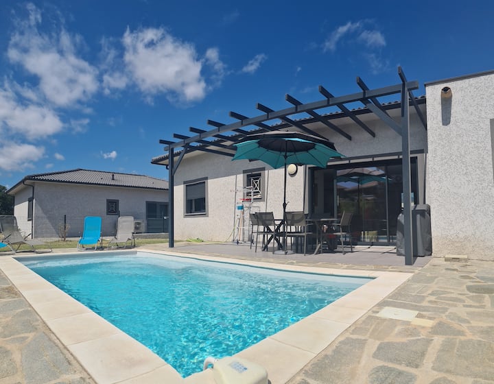 Villa Cosy Aux Prestations Soignées Avec Piscine - Ghisonaccia