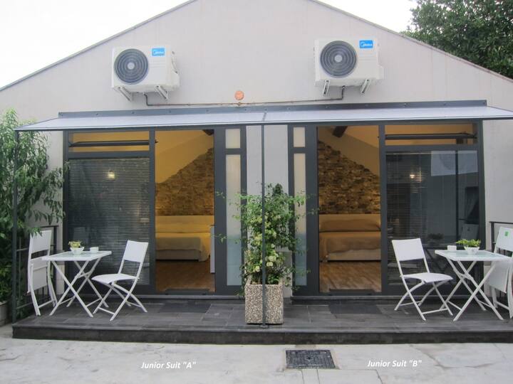 Suite Moni Rooms Junior A & B - Milo