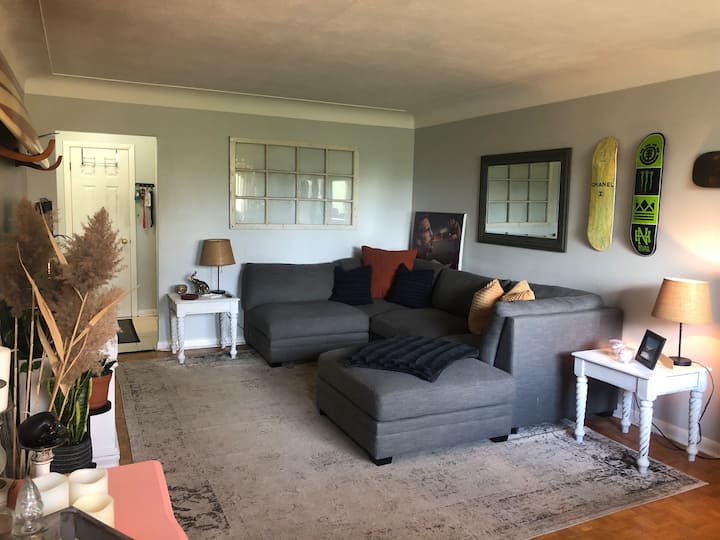 Charming 1 Bedroom Apt Downtown Burlington - Burlington