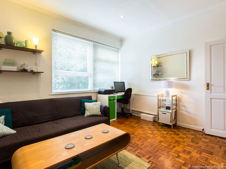 2bdr Flat Fantastically Located In 7 Dials Area - Brighton and Hove