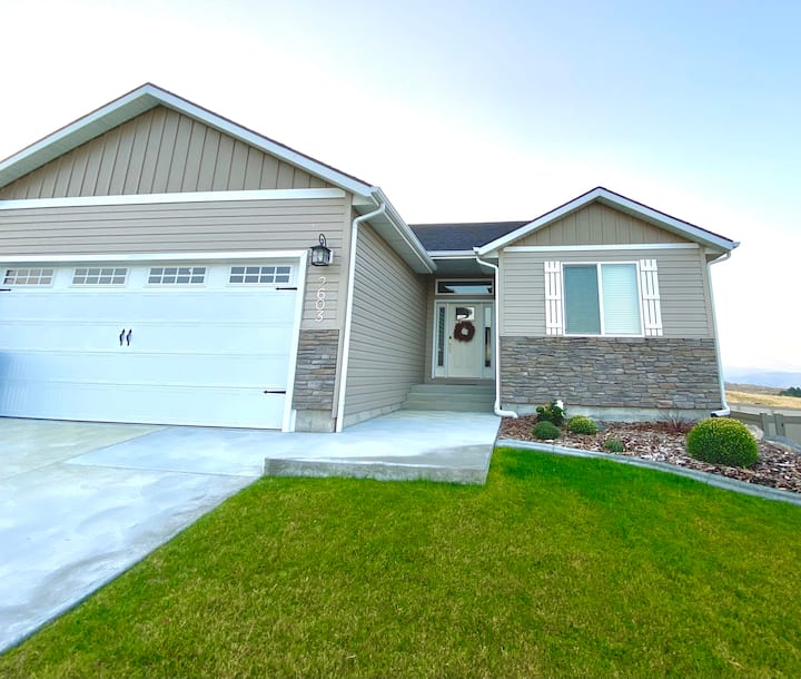 Modern + Cozy Stay•near Isu & Hospital•ev Charger - Pocatello, ID