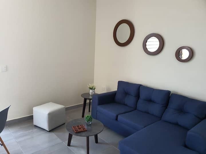 Hermoso Departamento De Dos Recámaras Planta Baja - Mazatlán