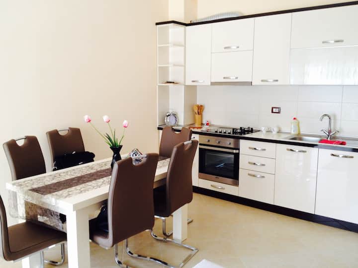 Modern Apartment In The Center Of Tirana@pazari Ri - Tirana