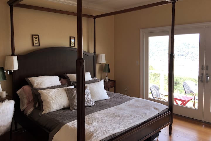 Huge & Sexy Bay Views/ 4bds/3bth /Gated & Parking - San Rafael, CA