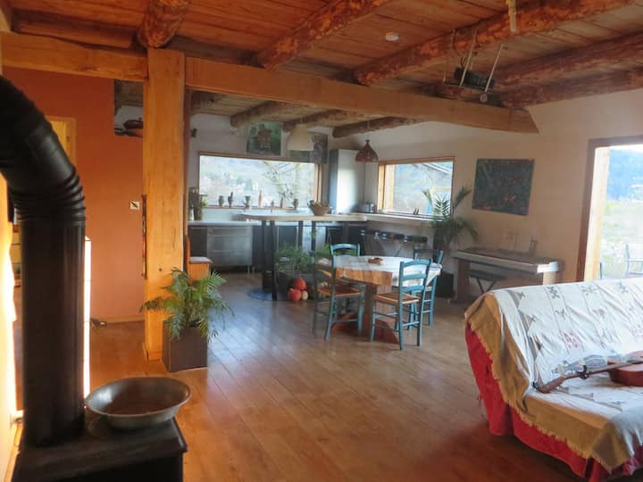 Maison En Bois Avec Belle Vue, Terrasse Et Jardin - Mende