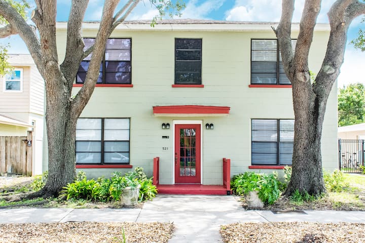 Davis Islands 1st Floor 1 Bed Apt Just Off Water! - Tampa, FL