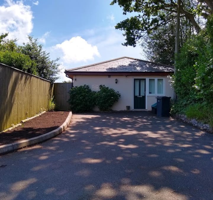 The Bungalow | Holiday Retreat | Dawlish | Devon - Dawlish