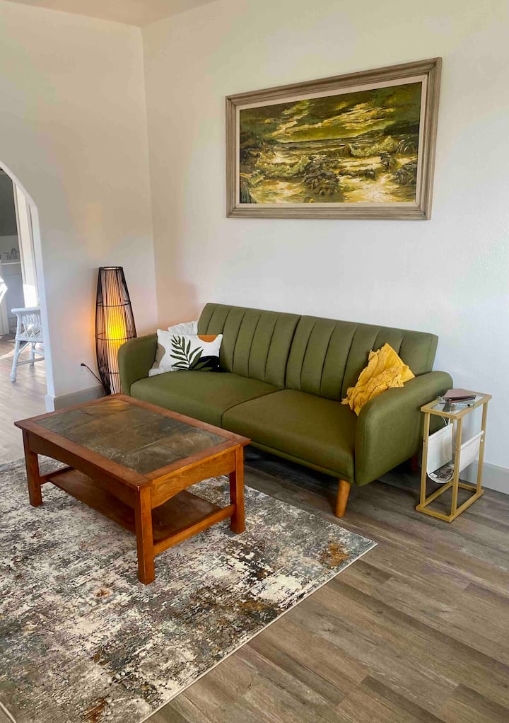 Poppy’s Place - In The Heart Of Winnemucca. . - Winnemucca, NV