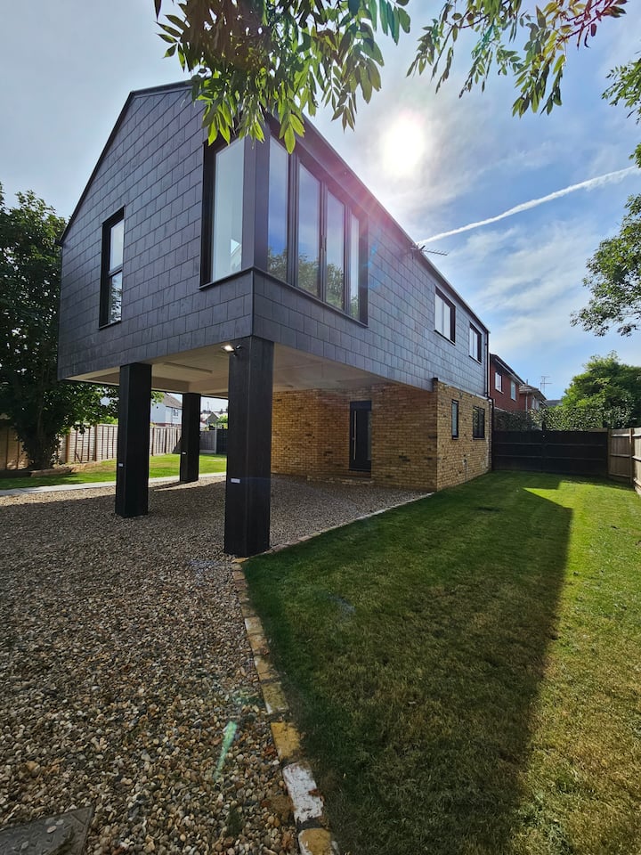 Stunning Detached Home By Sea With Large Sungarden - Whitstable