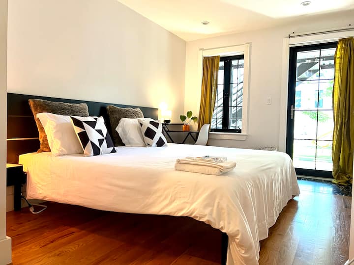 Lovely 2br Apt, 20min To Soho! - 