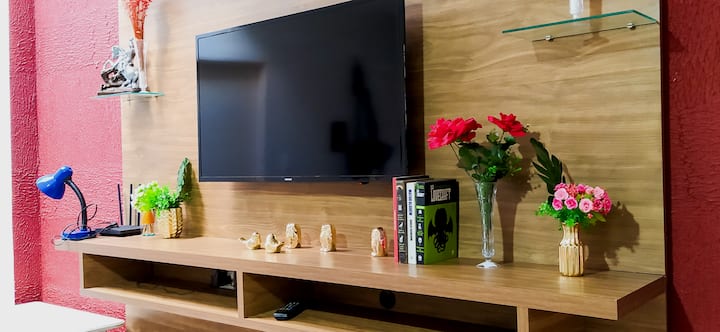 Casinha Simples Em Bairro Arborizado - Campo Grande