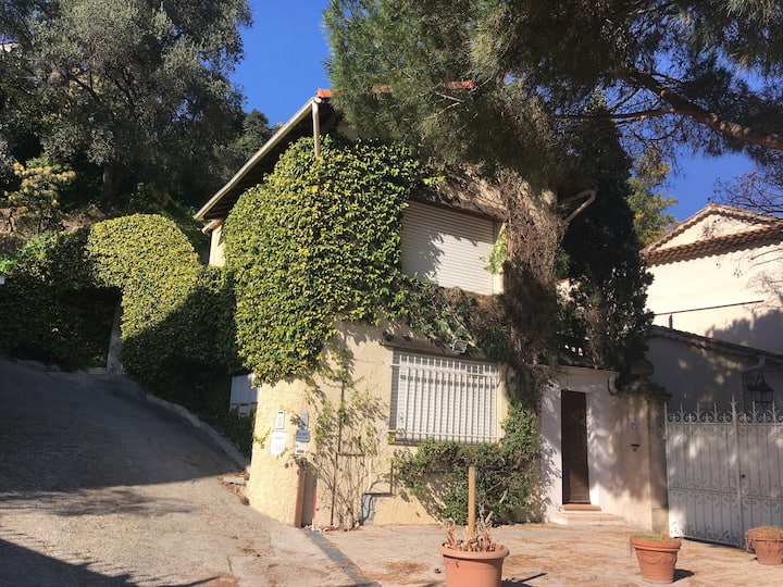 Maisonnette Proche Mer Et Commerces - Cannes