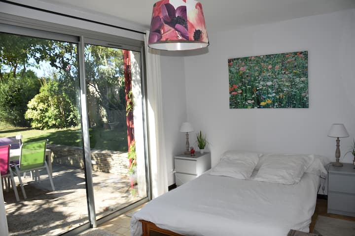 Chambre Au Calme Avec Terrasse Accès Indépendant - Aix-en-Provence