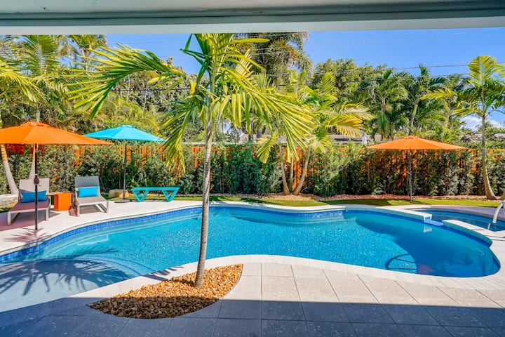 Sputnik / Mid-mod Luxury With Heated Pool/spa - Margate, FL