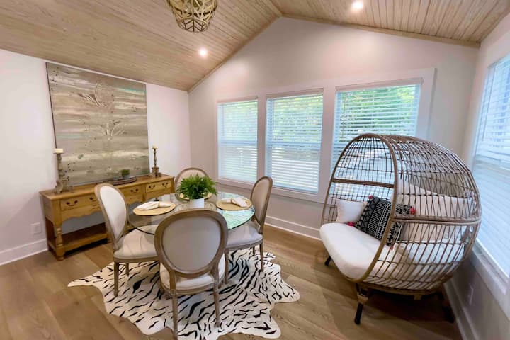 East Nashville Bungalow - Close To Everything! - Nashville, TN