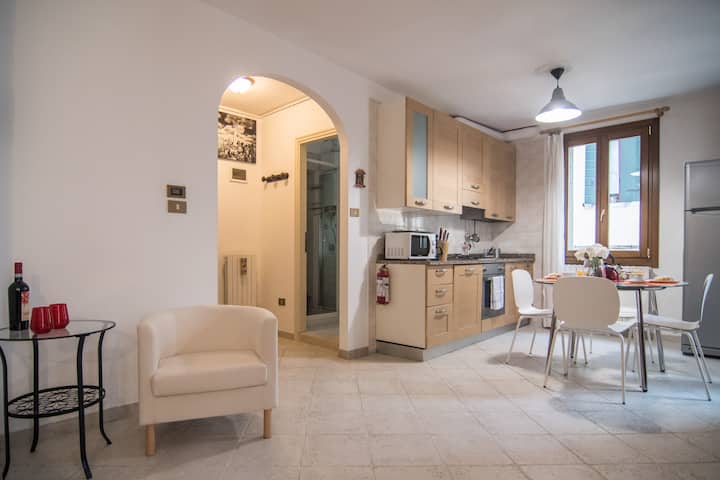 Casa Moresca, Cozy Apartment Close To Rialto - Venice
