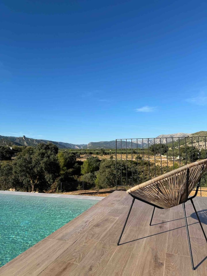 Kaukaba. Estudio Superior 4. Adults Only. - Sierra de Cazorla