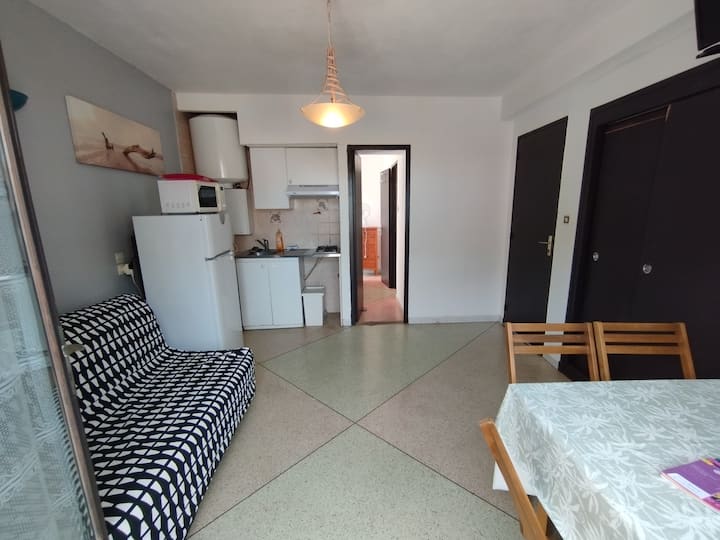 Bord De Mer, Grand T2 Avec Balcon à L'ayguade - Hyères