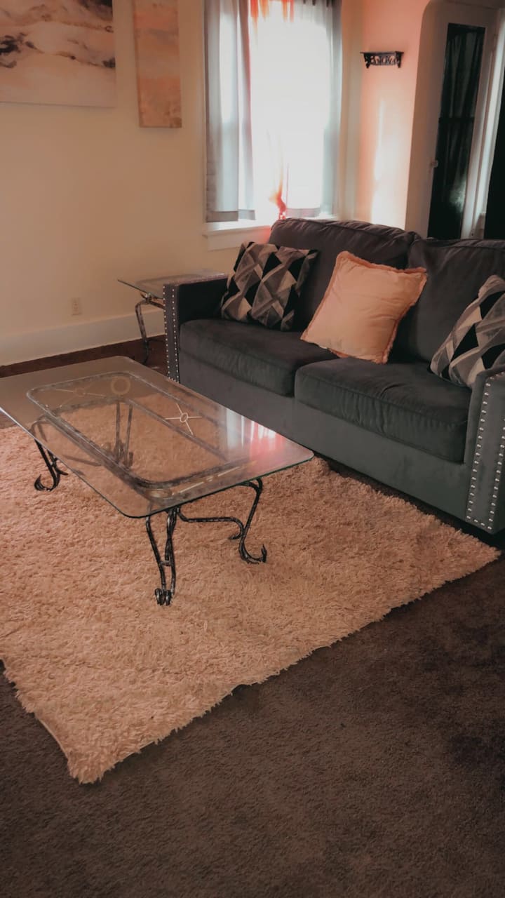 Comfortable Cozy Private Rooms - Fort Wayne, IN