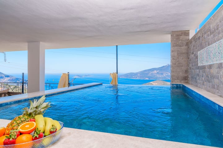 öZel Havuz Ve Manzaralı Suit - Turkey